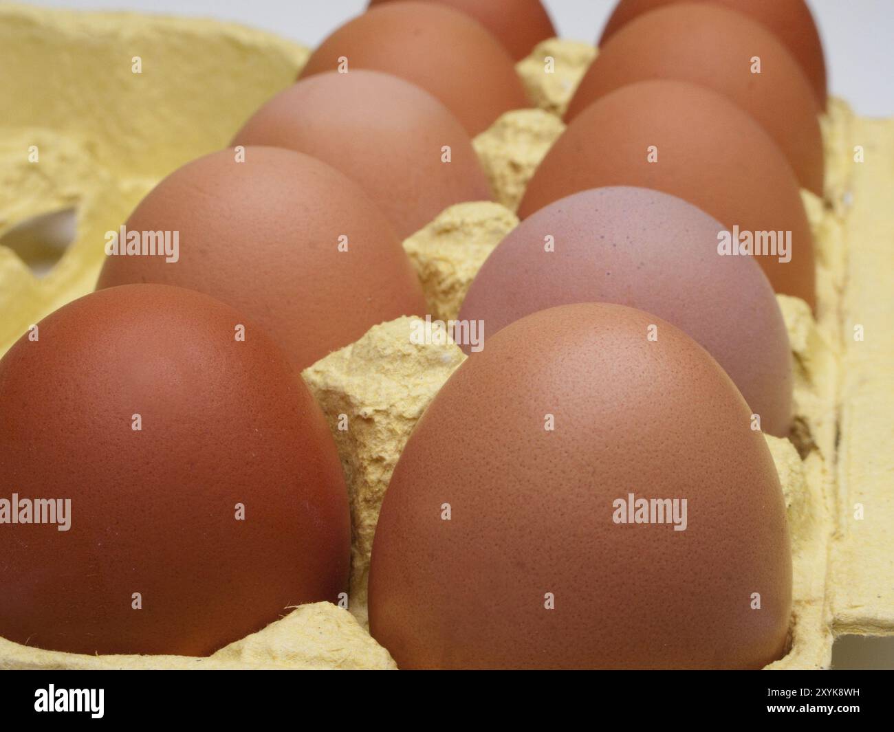 Food parcels isolated hi-res stock photography and images - Alamy