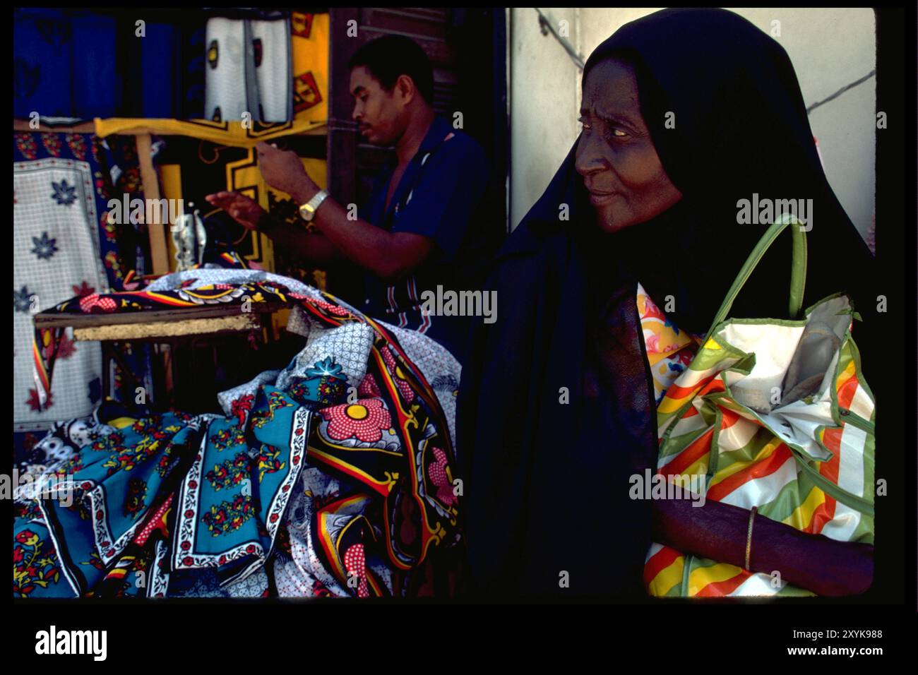 Swahili women hi-res stock photography and images - Alamy