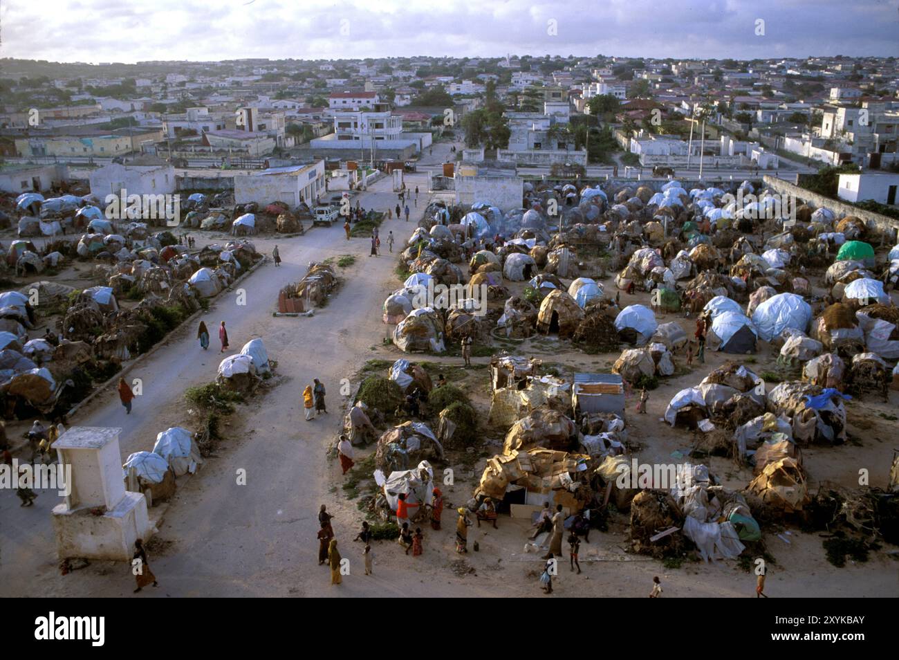 Camp fighting hi-res stock photography and images - Alamy