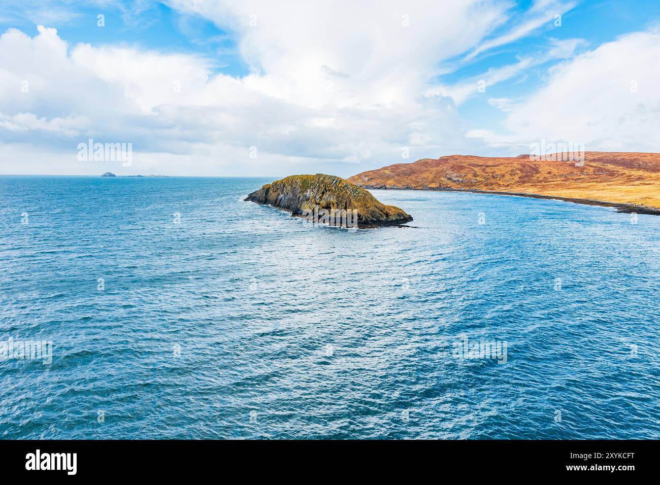 Small island clouds hi-res stock photography and images - Alamy