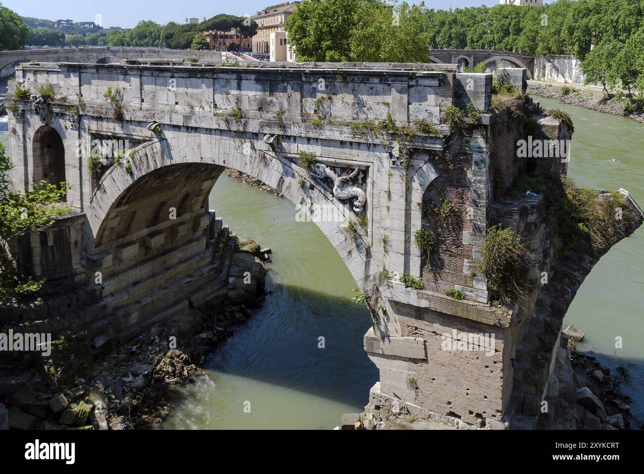 Ponte Rotto in Rome Stock Photo - Alamy