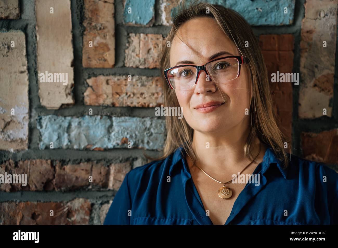 Portrait middle aged woman glasses hi-res stock photography and images - Alamy
