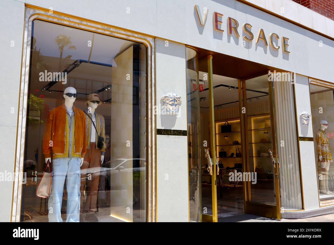 VERSACE fashion store on Rodeo Drive, Beverly Hills Stock Photo - Alamy