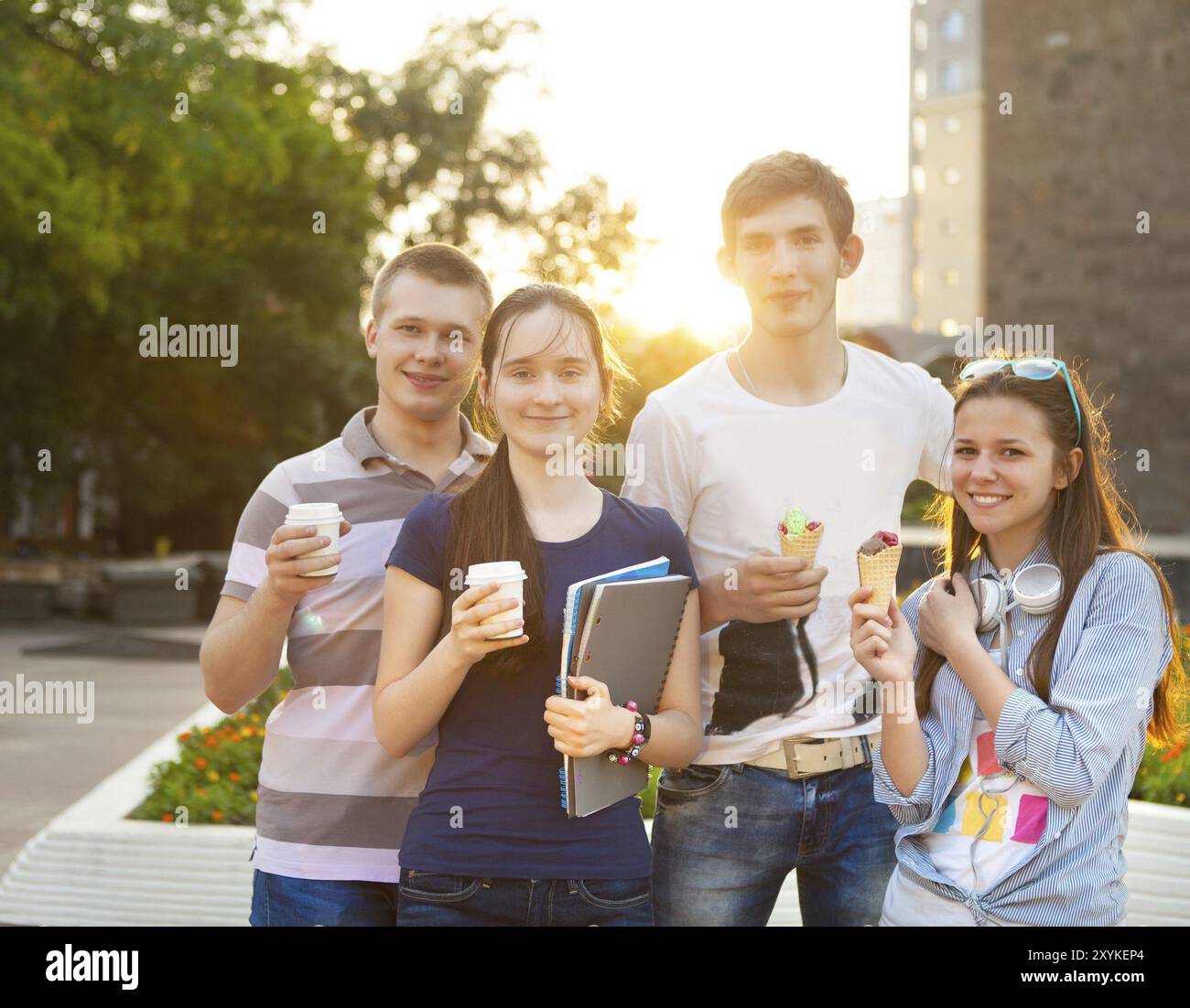 Group of college students during a brake between classes, chatting ...