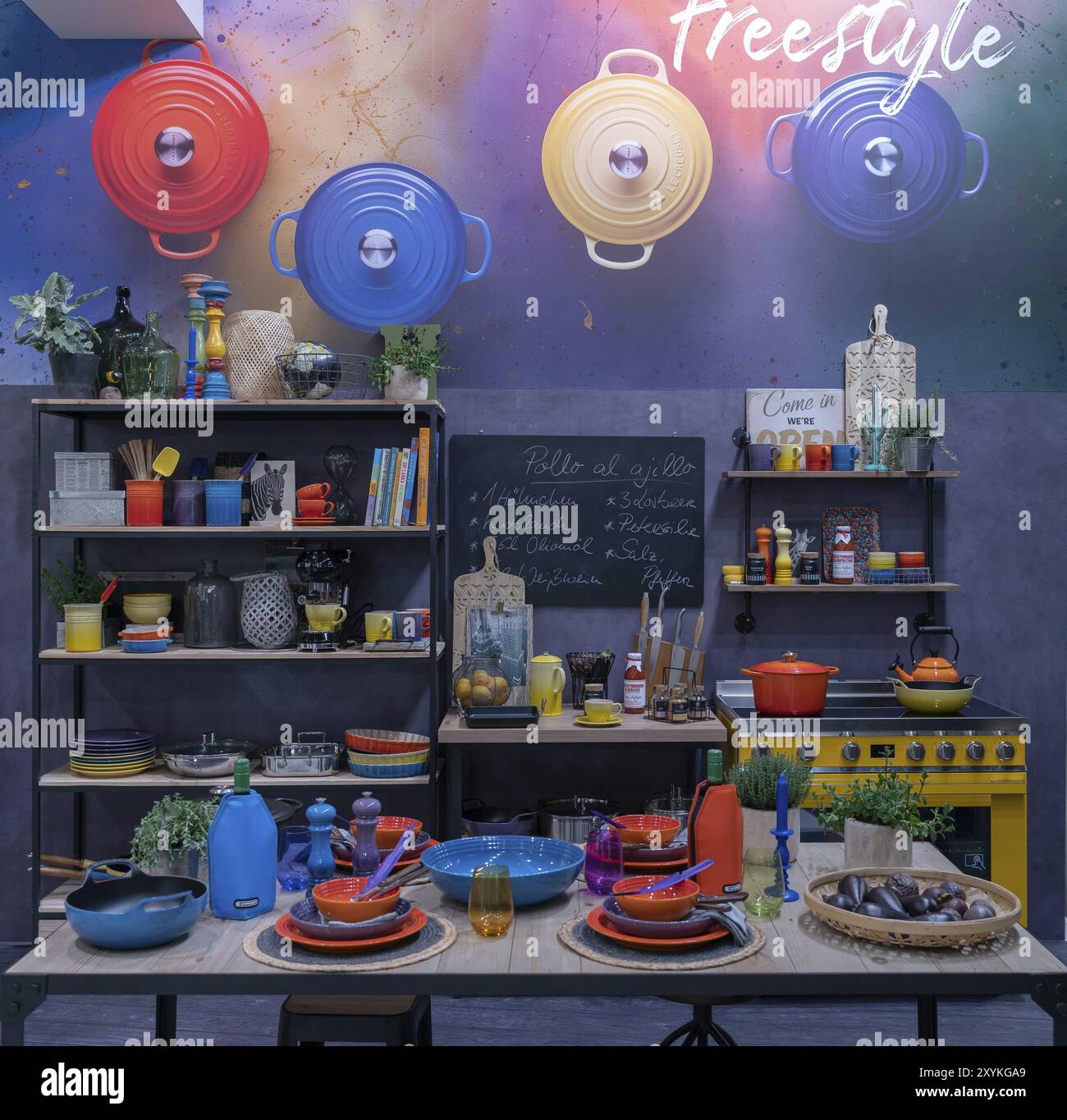 Frankfurt, Germany. 11th Feb 2019. Impressions from the Ambiente trade ...