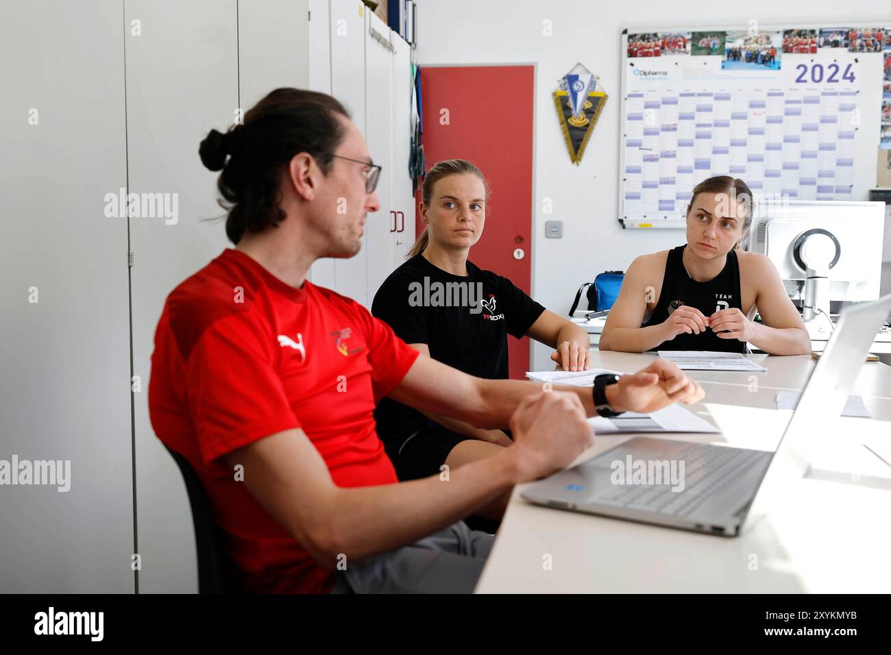 Frankfurt(Oder) 03.05.2024 Boxtraining Maxi KLÖTZER re.- und Canan TAS ...