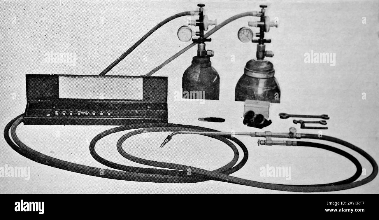 A British Oxygen Co (London, England) Alda model B oxy-acetylene ...