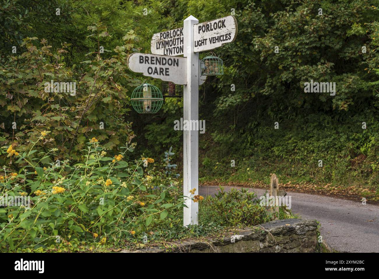 Devon road signs hi-res stock photography and images - Alamy