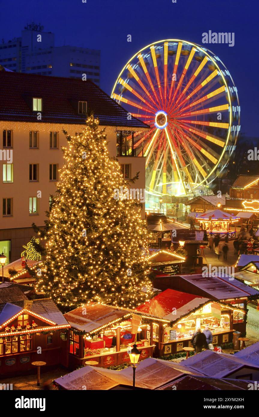 Magdeburg Christmas market, Magdeburg christmas market 04 Stock Photo ...