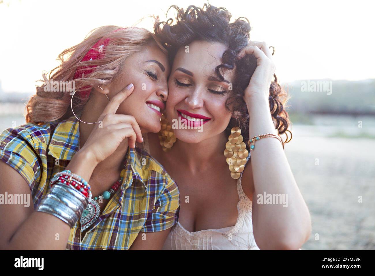 Beautiful women out together hi-res stock photography and images - Alamy