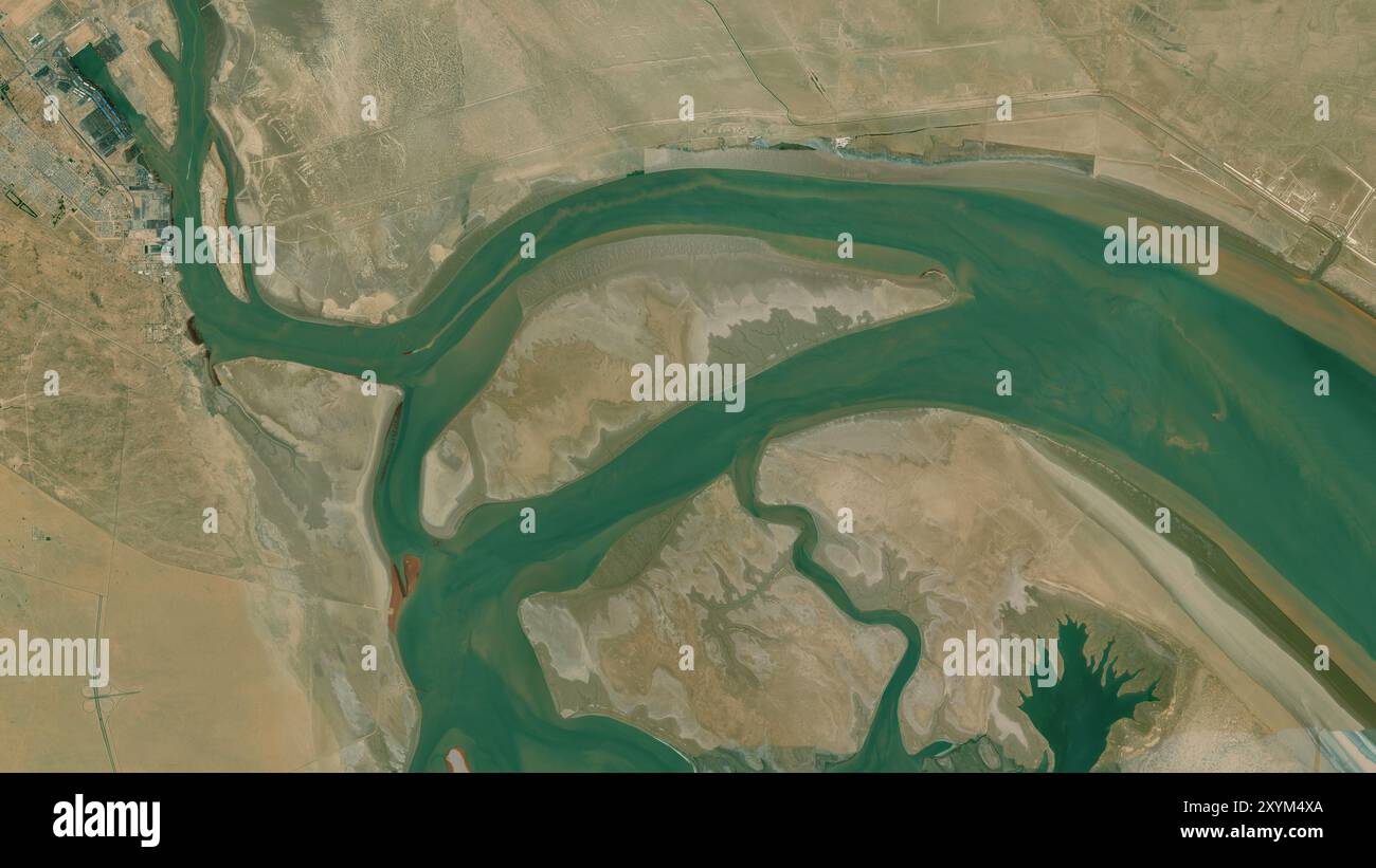 Kuwait map satellite geography hi-res stock photography and images - Alamy