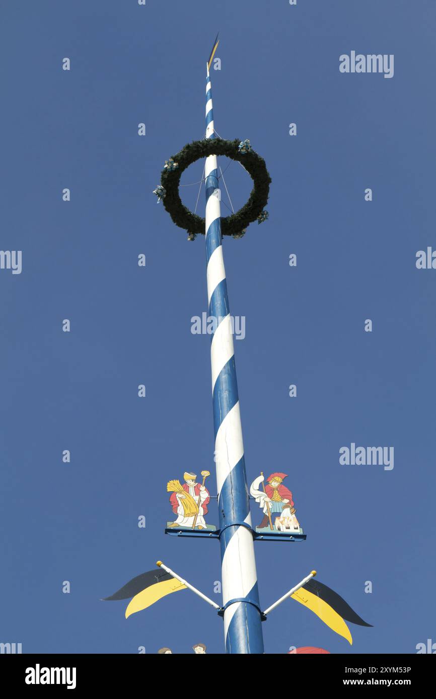 Oktoberfest maypole hi-res stock photography and images - Alamy