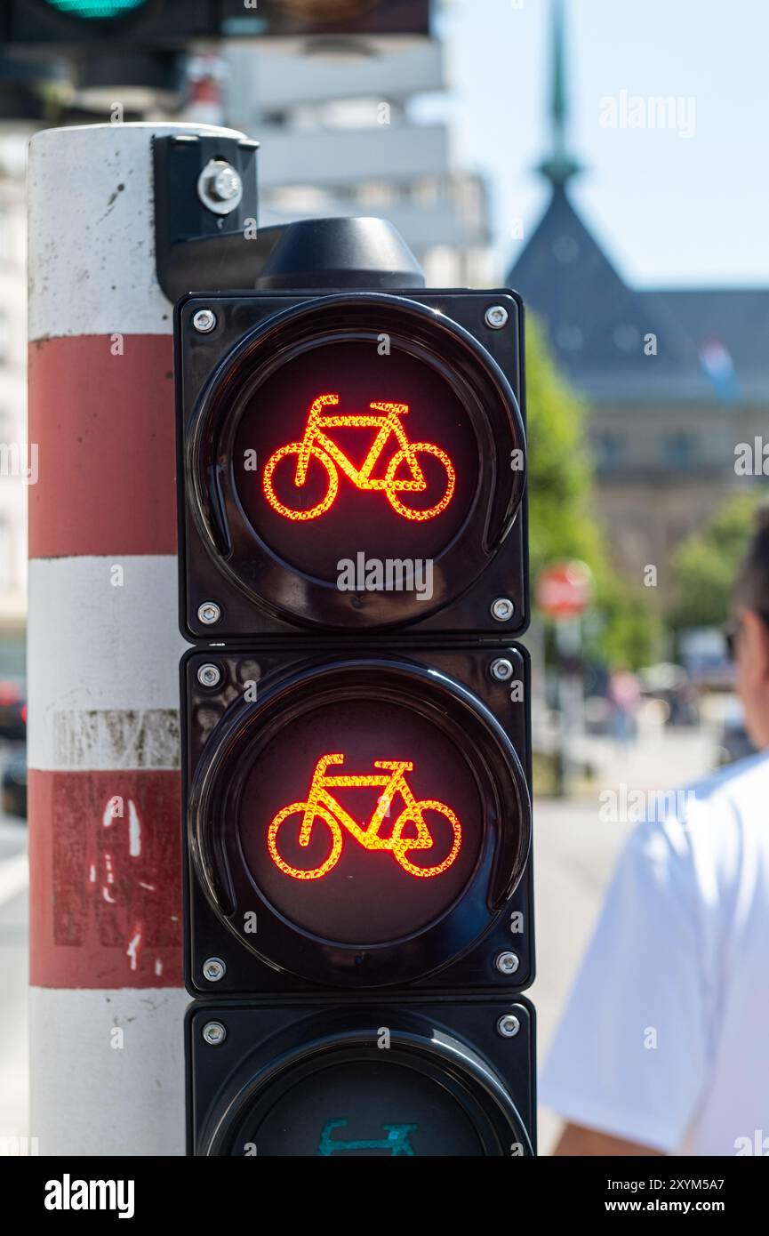 Stop sign bicycle pedestrian hi-res stock photography and images - Alamy