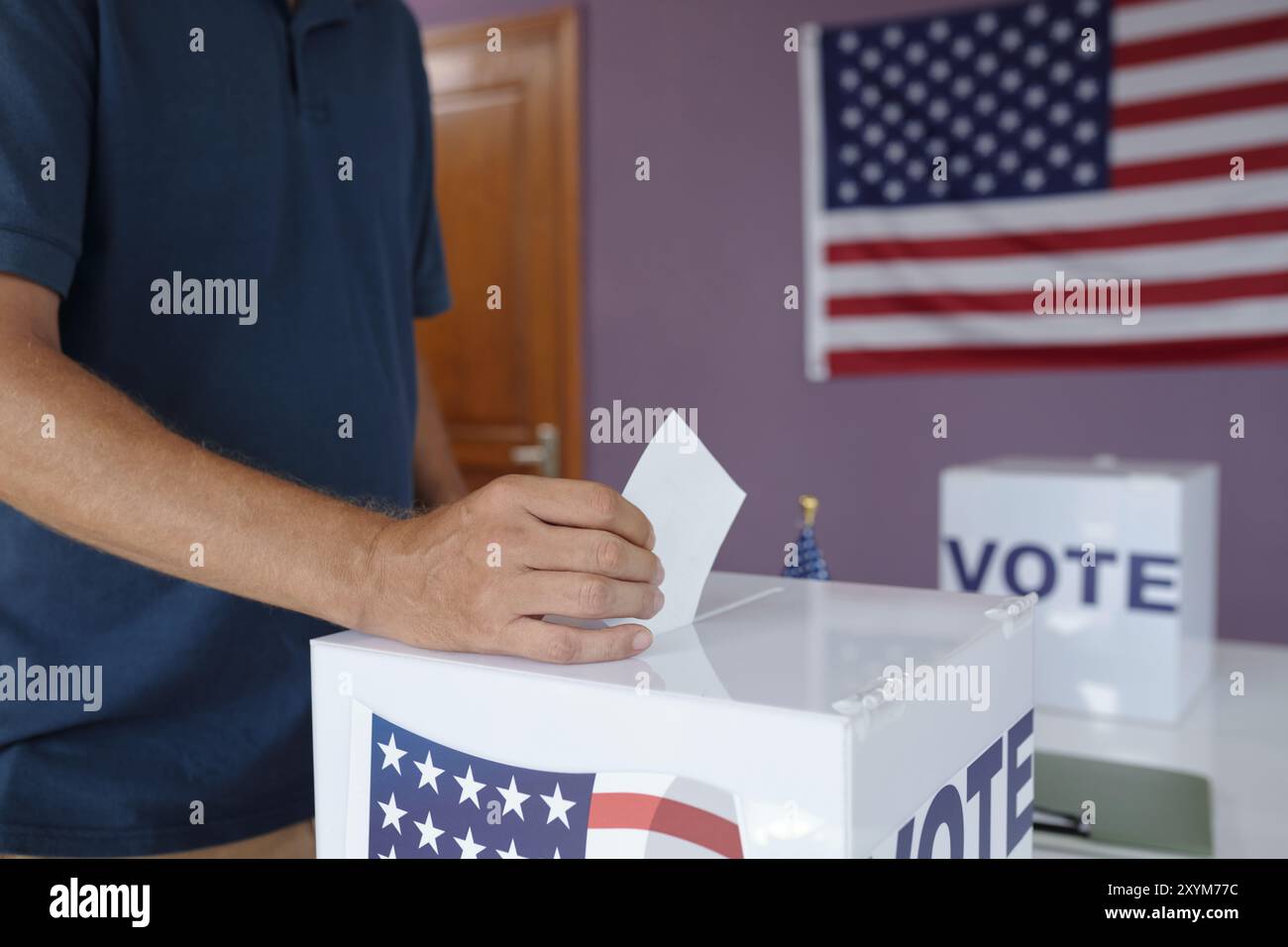 Putting paper ballot box flag hi-res stock photography and images - Alamy