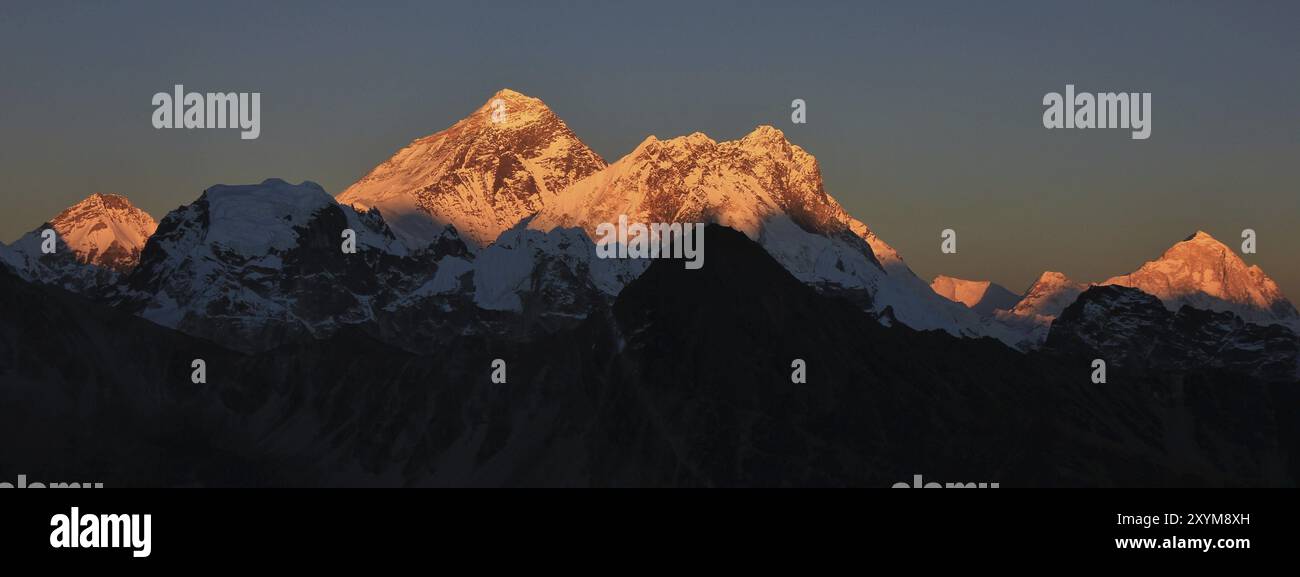 Sunset view from Gokyo Ri. Mount Everest, Nuptse and other high ...