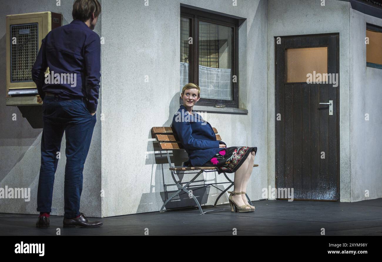 Hans-Jochen Wagner. Martin: Sebastian Schwarz. Karl: Christoph Gawenda ...