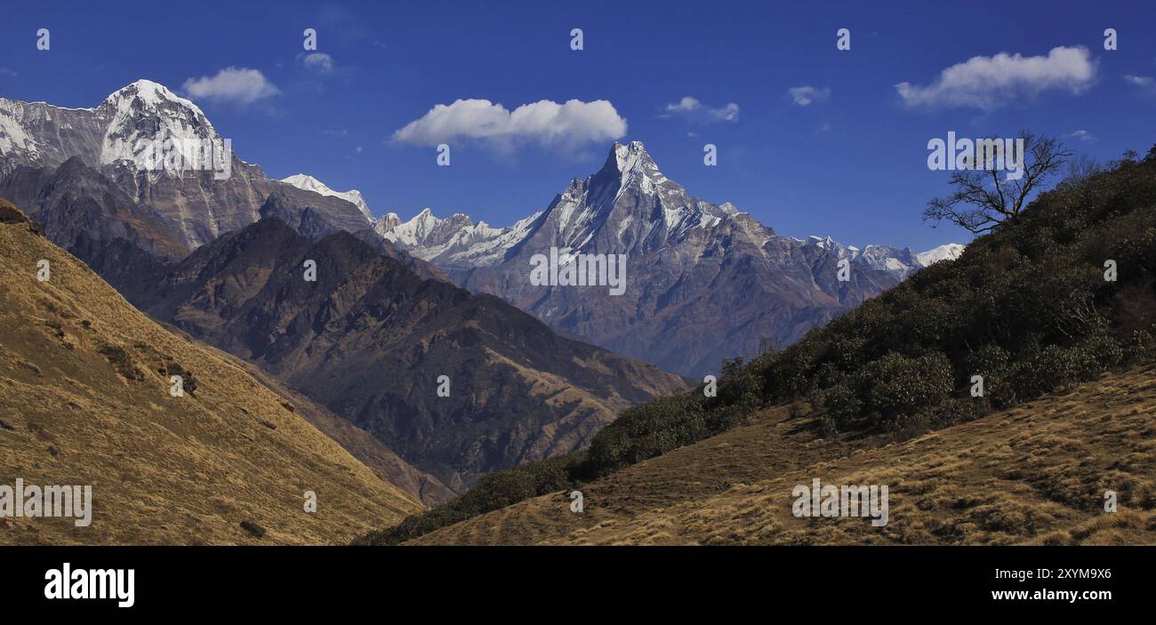 Annapurn range hi-res stock photography and images - Alamy