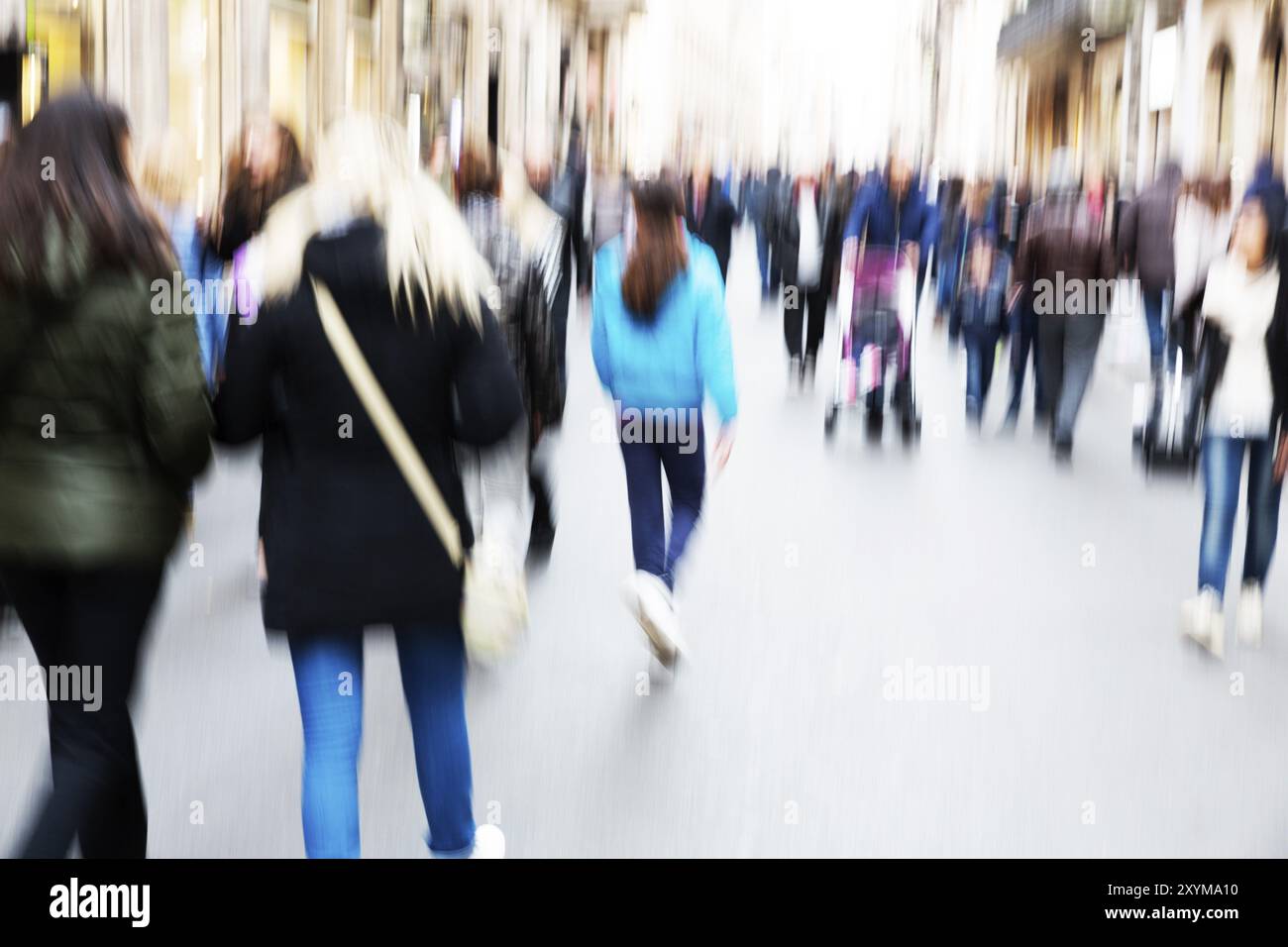 Crowd people walking in midtown hi-res stock photography and images - Alamy
