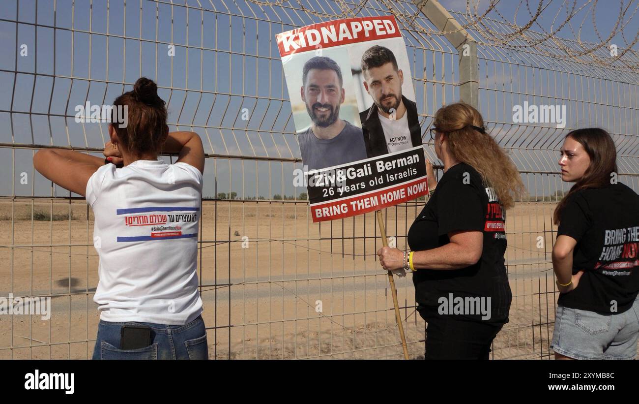 Nirim kibbutz hi-res stock photography and images - Alamy