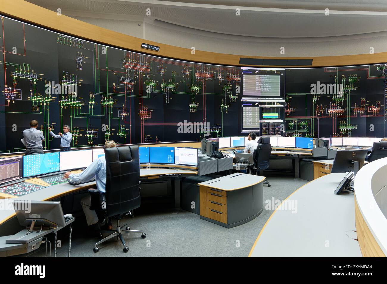 Transmission grid operator amprion hi-res stock photography and images ...