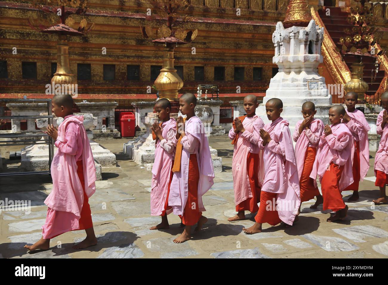 Novice monks in plain hi-res stock photography and images - Alamy