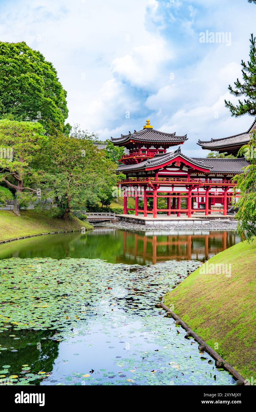 Hoodo temple hi-res stock photography and images - Alamy