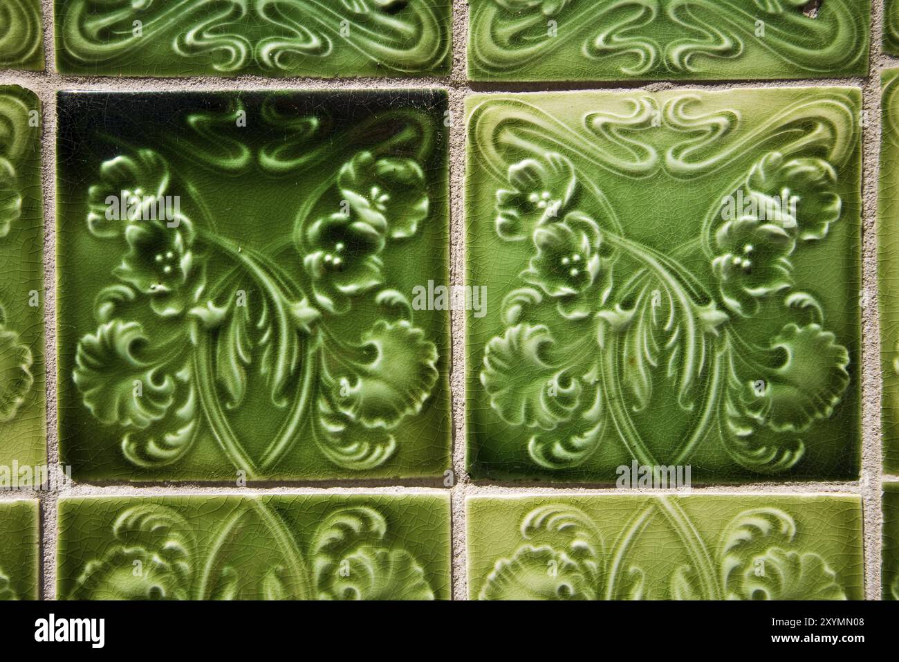 Traditional wall tiles hi-res stock photography and images - Alamy