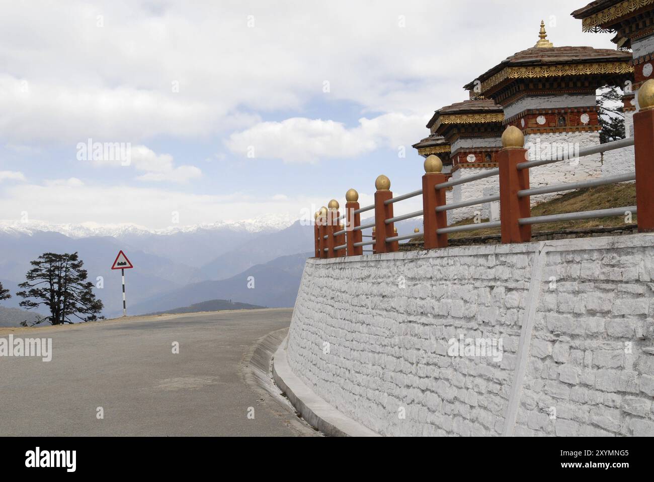Road besides the 108 Khangzang Namgyal Chortens with view over the ...