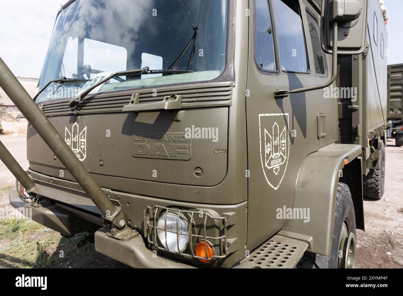 Mobile vehicle repair workshops hi-res stock photography and images - Alamy