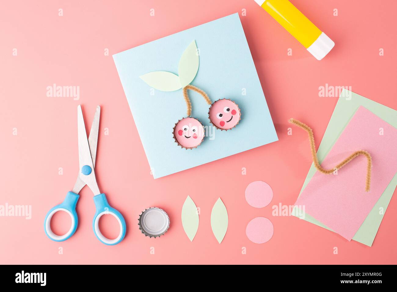 Papercraft cap hi-res stock photography and images - Alamy