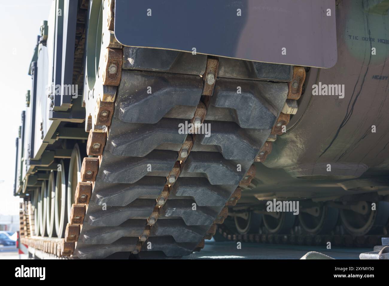 Tank chain Chain of tank Stock Photo - Alamy