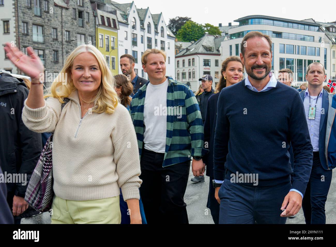 Norway's Crown Prince Haakon, Crown Princess Mette-Marit and their son ...