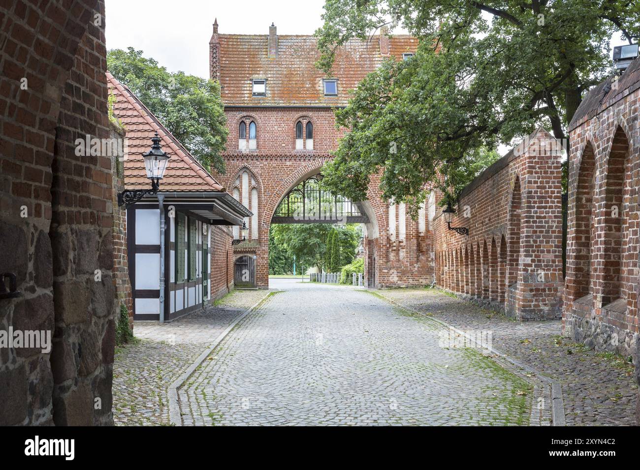 Historic old town of neubrandenburg with rampart and city gates hi-res ...