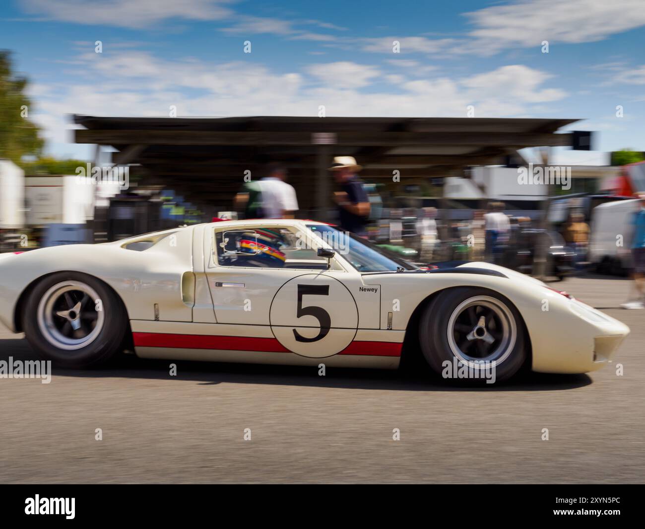 Adrian Newey driving a Ford GT40 at the Goodwood Revival test day 2024 ...