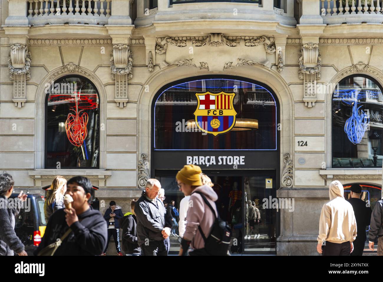 Fc barcelona store hi-res stock photography and images - Alamy