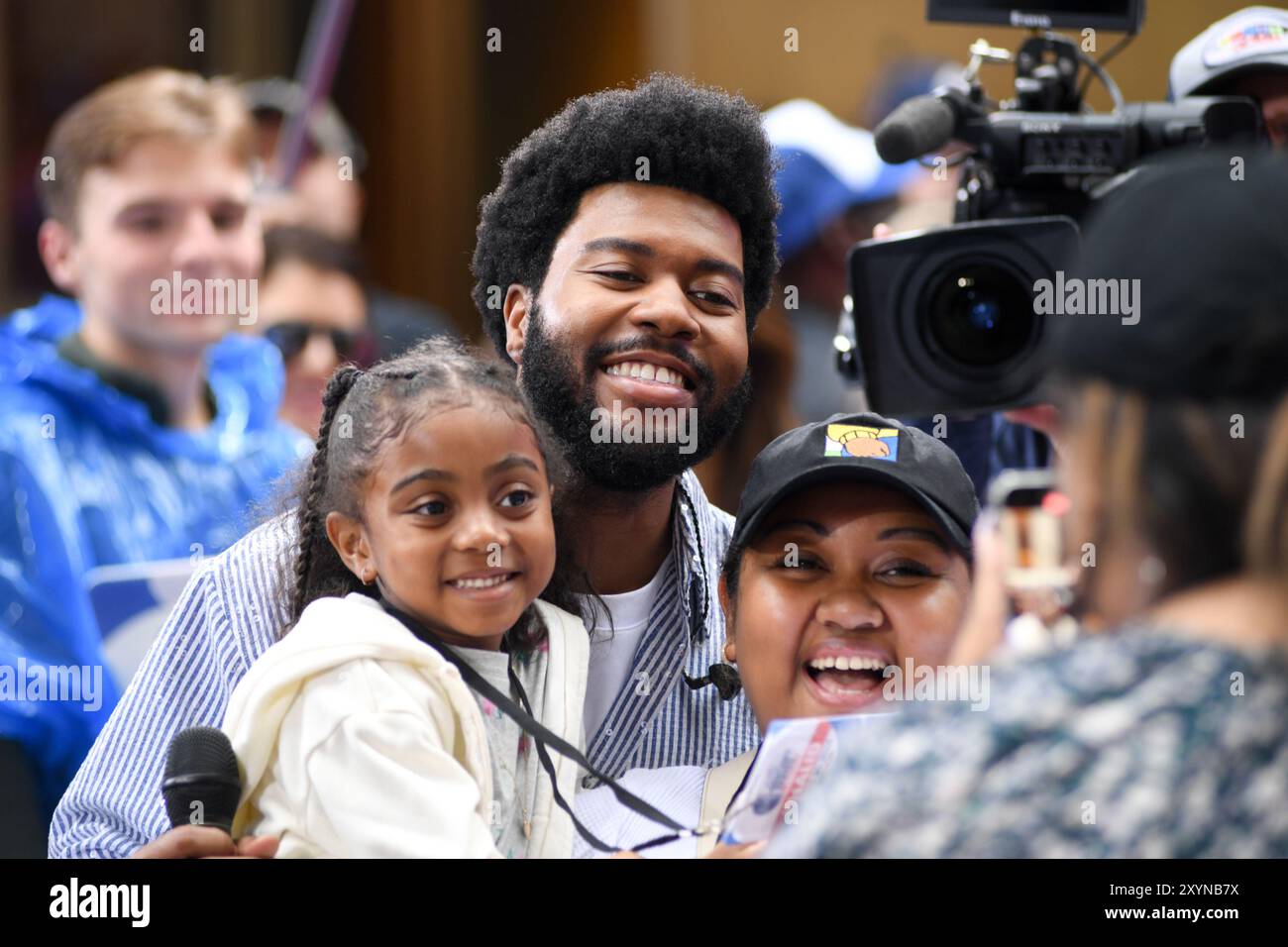 Khalid fans hi-res stock photography and images - Alamy
