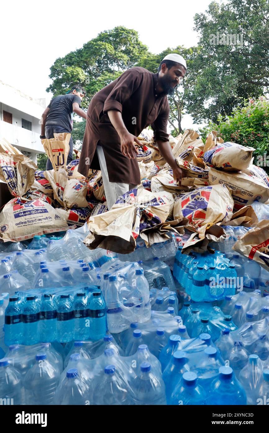 Dhaka, Bangladesh - August 30, 2024: In Dhaka University the anti ...