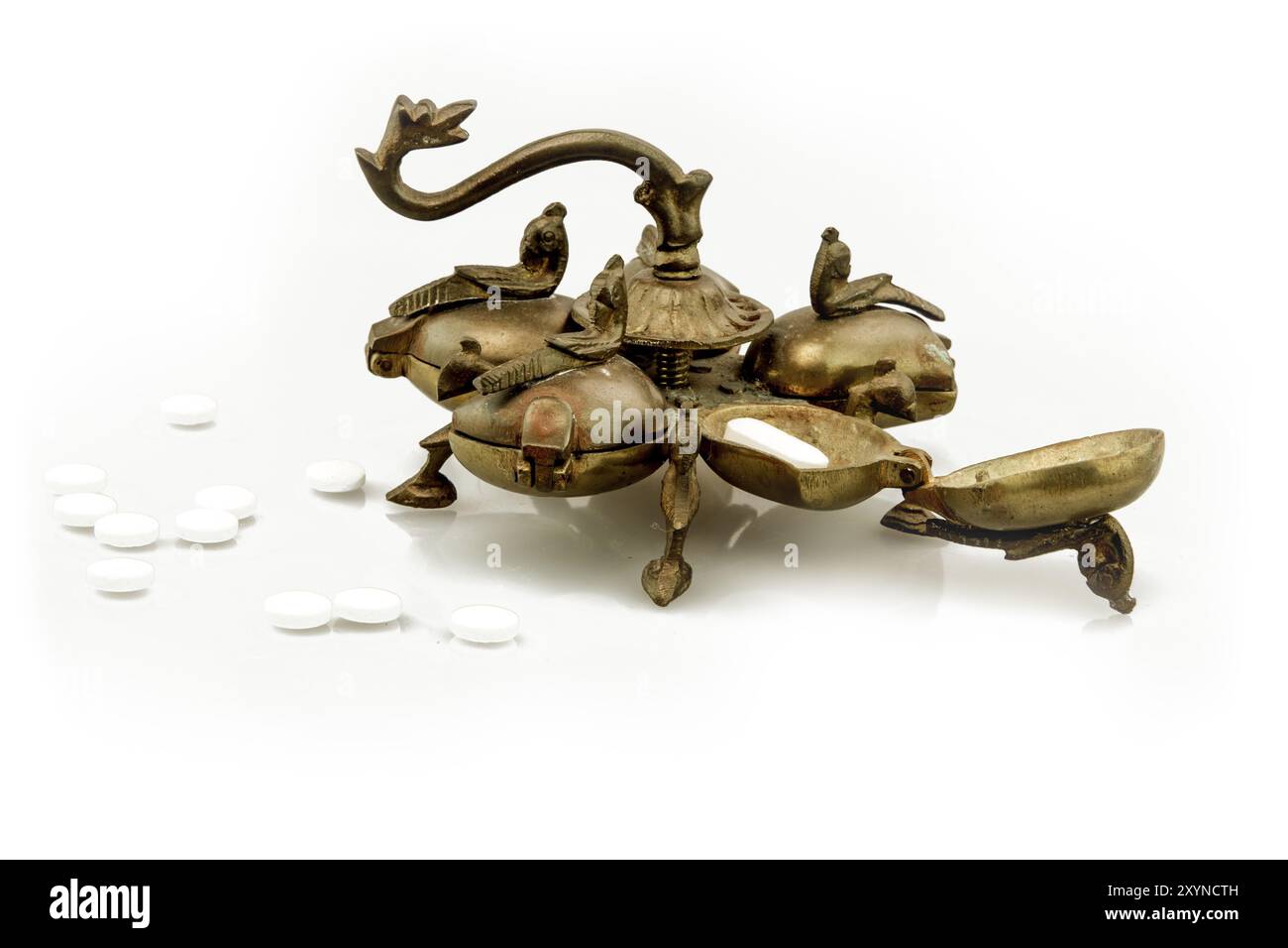 Pill box Old pill box Stock Photo - Alamy