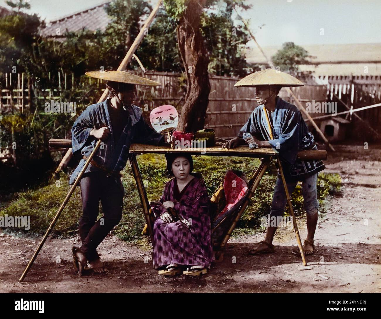 Palanquin hi-res stock photography and images - Alamy