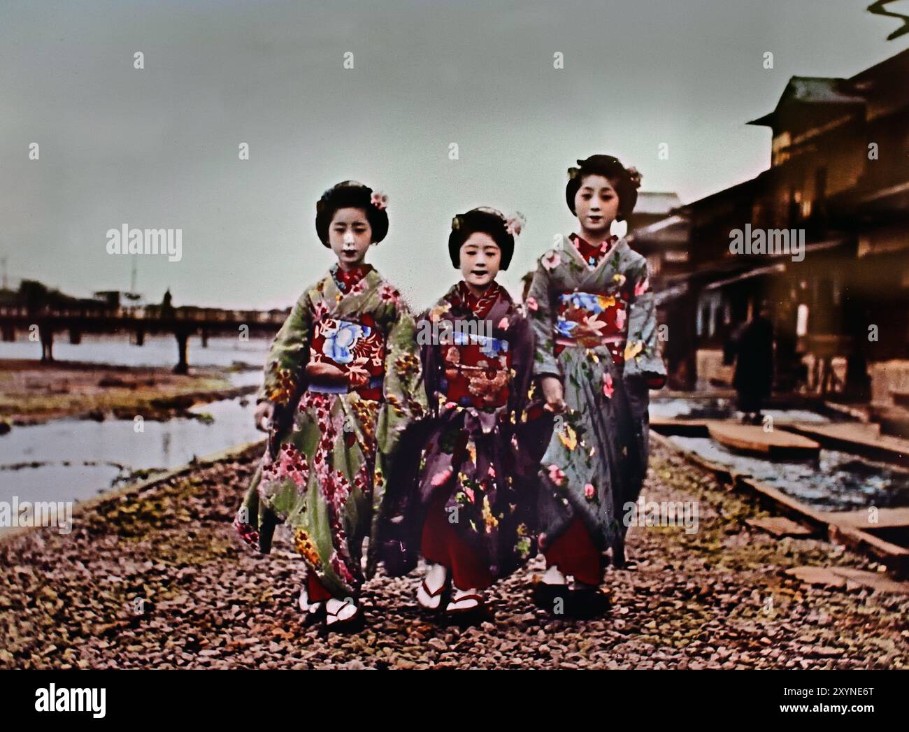 Tree Maiko 1900 ( geisha in training ) by Tamamura Kozaburo .J apanese ...