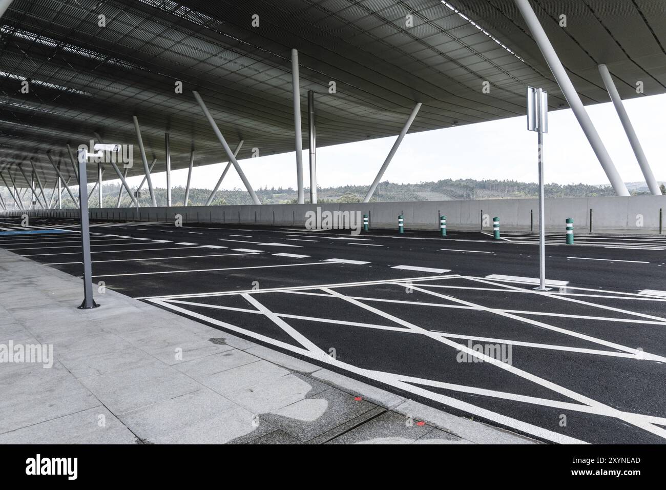 Empty space parking lot outdoor on modern building structure Stock ...