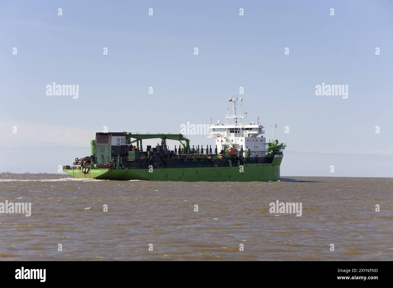 Loading space suction dredger hi-res stock photography and images - Alamy