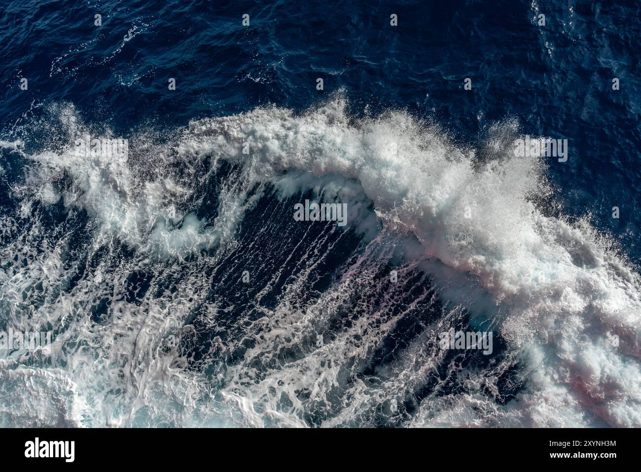 Top view of ocean waves Stock Photo - Alamy