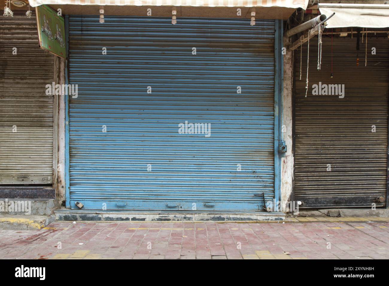 Closed shops in Delhi, India, Asia Stock Photo - Alamy