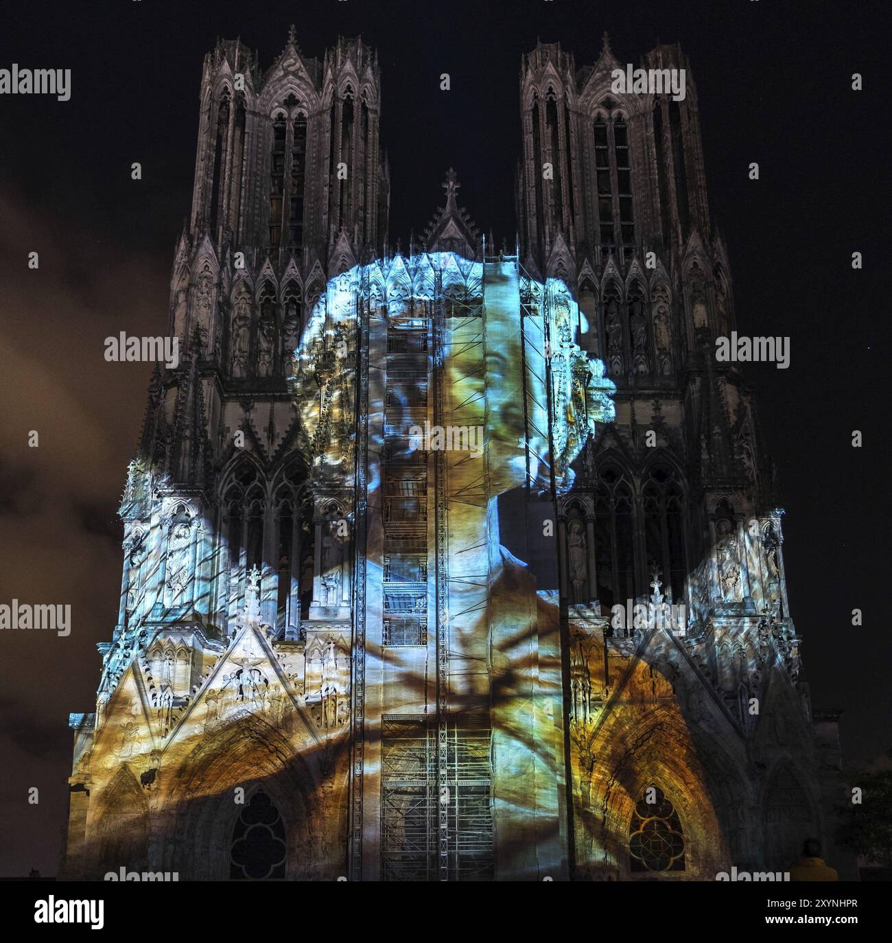 Reims cathedral attractions hi-res stock photography and images - Alamy