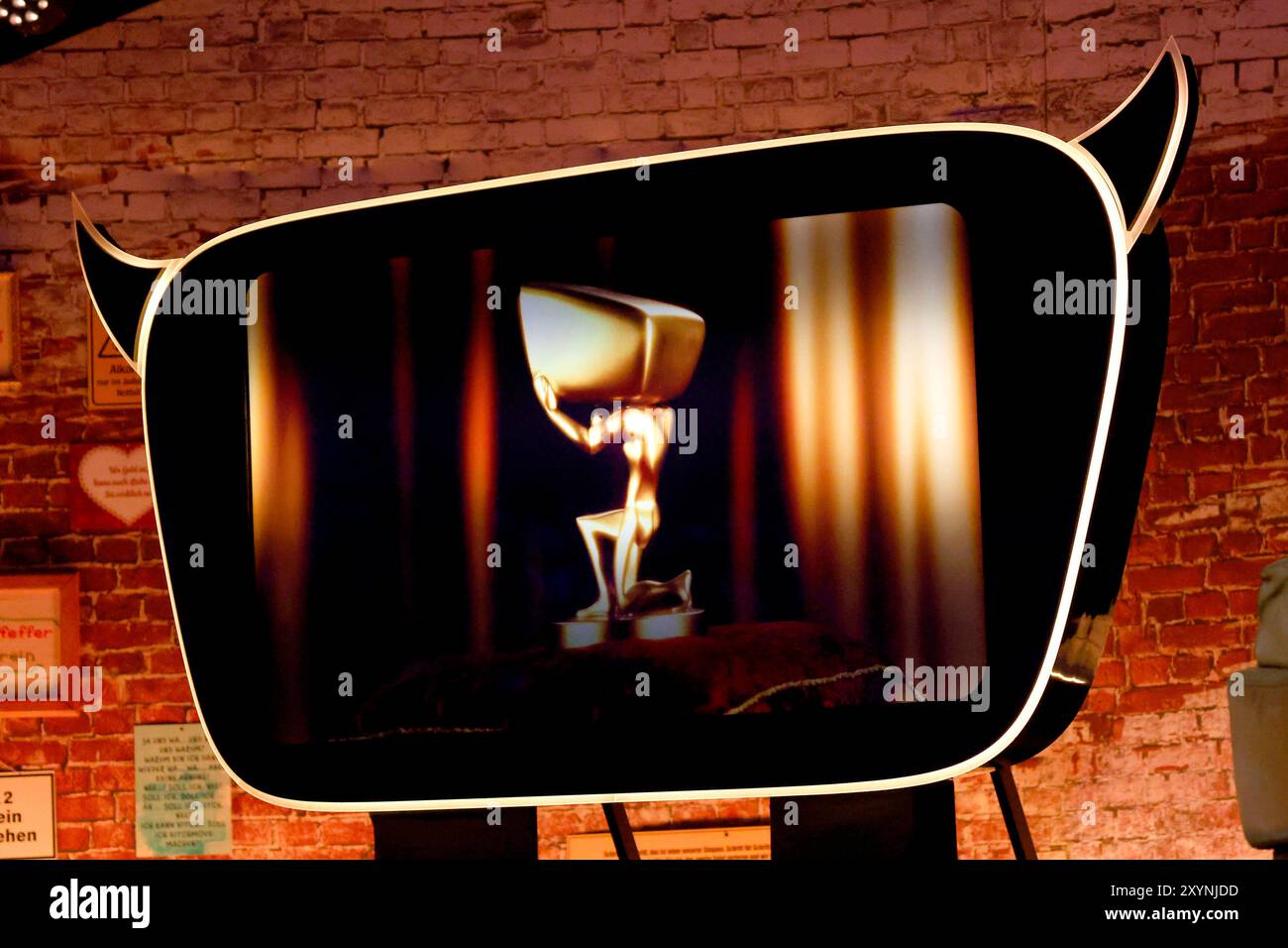 Tv total studio hi-res stock photography and images - Alamy