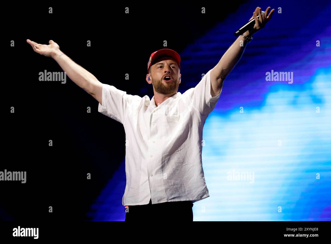 Rapper Bausa bei der Aufzeichnung der Sonderausgabe der Prosieben ...