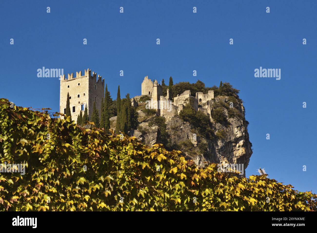 Castello di Arco castle on Lake Garda Stock Photo - Alamy