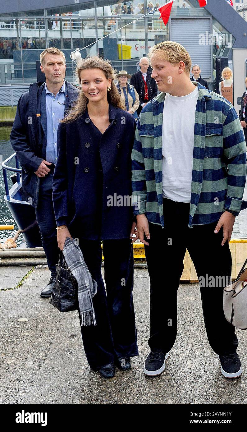 Alesund, Norwegen. 30th Aug, 2024. Prince Sverre Magnus and girlfriend ...