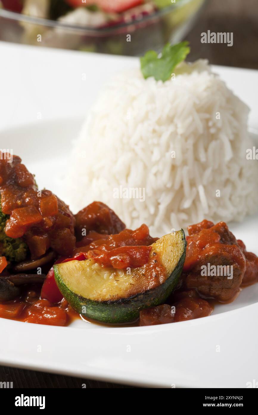 Indian zucchini curry dish hi-res stock photography and images - Alamy